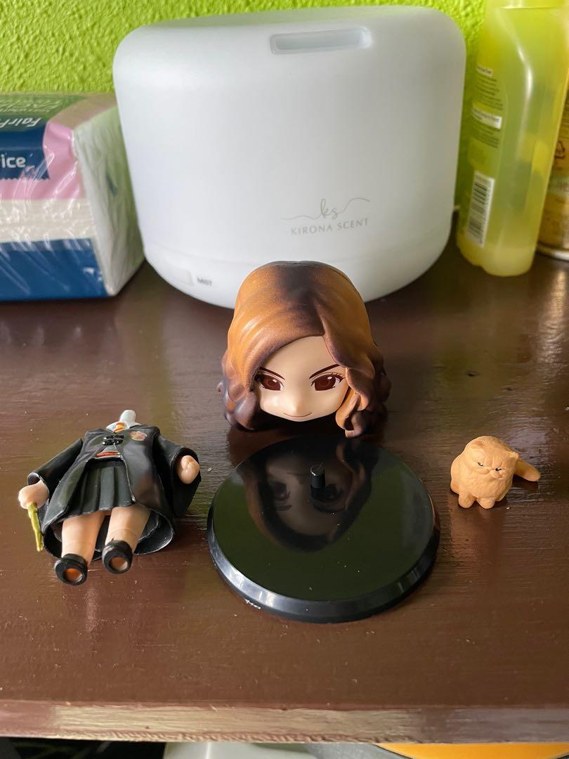 Hermione Granger Mini Figurine, Hobbies & Toys, Memorabilia ...