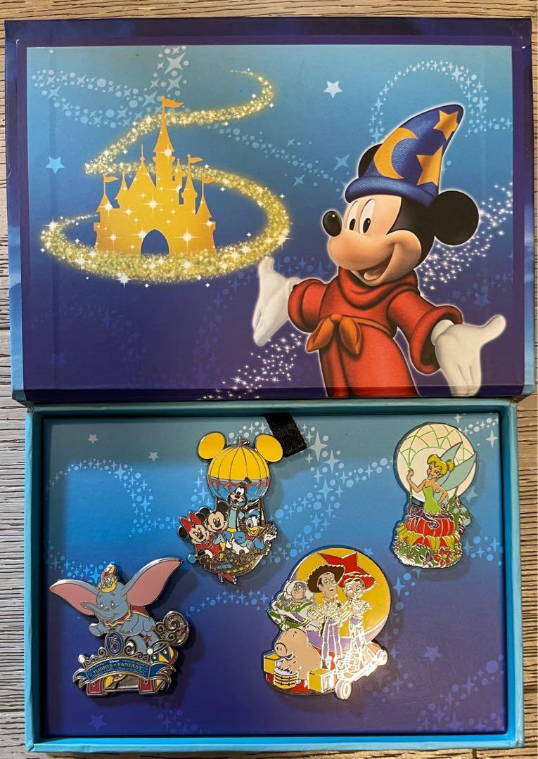 Hong Kong Disneyland Pin (Magic Access Exclusive), 興趣及遊戲, 收藏品及紀念品, 明星周邊 ...