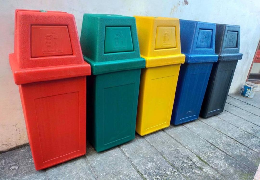 HOODED OR WASTER MASTER COLOR CODED TRASH BIN, Furniture & Home Living ...