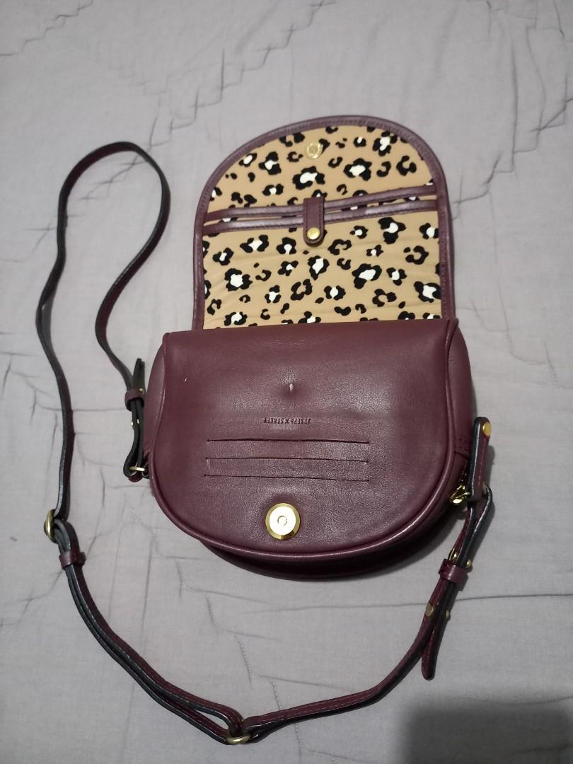 Joseph Stacey, Fesyen Wanita, Tas & Dompet di Carousell