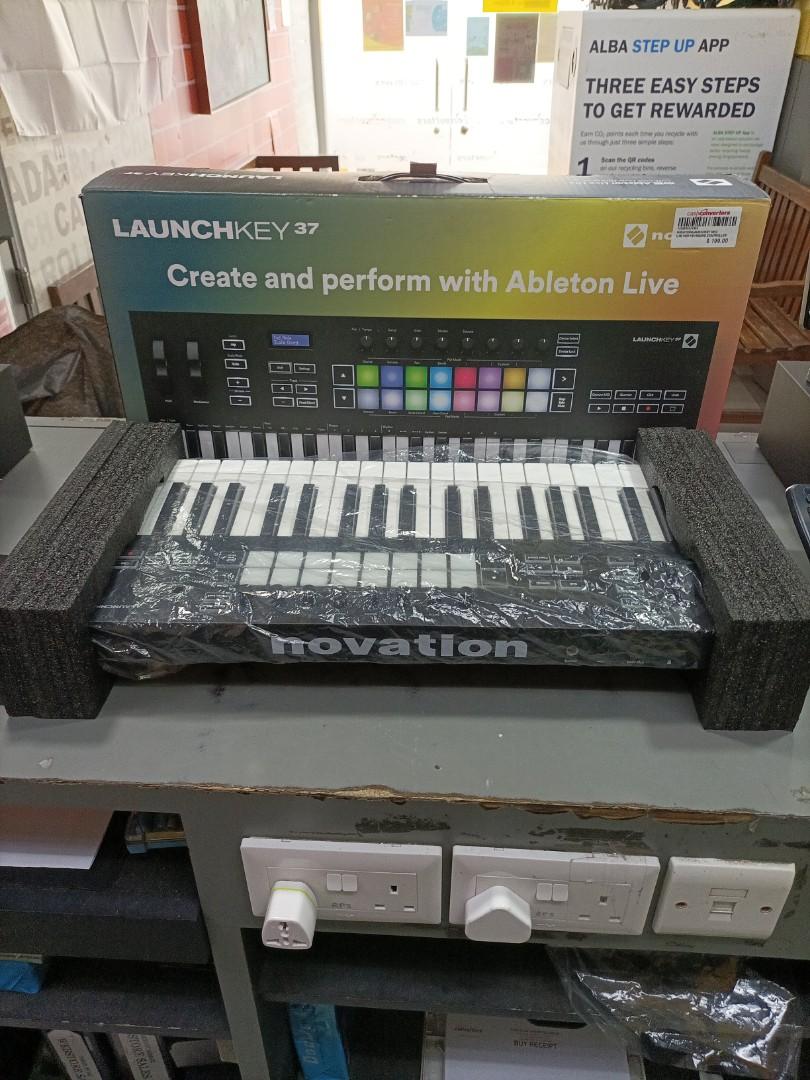 Novation Launchkey MK3, Computers & Tech, Parts & Accessories, Computer ...
