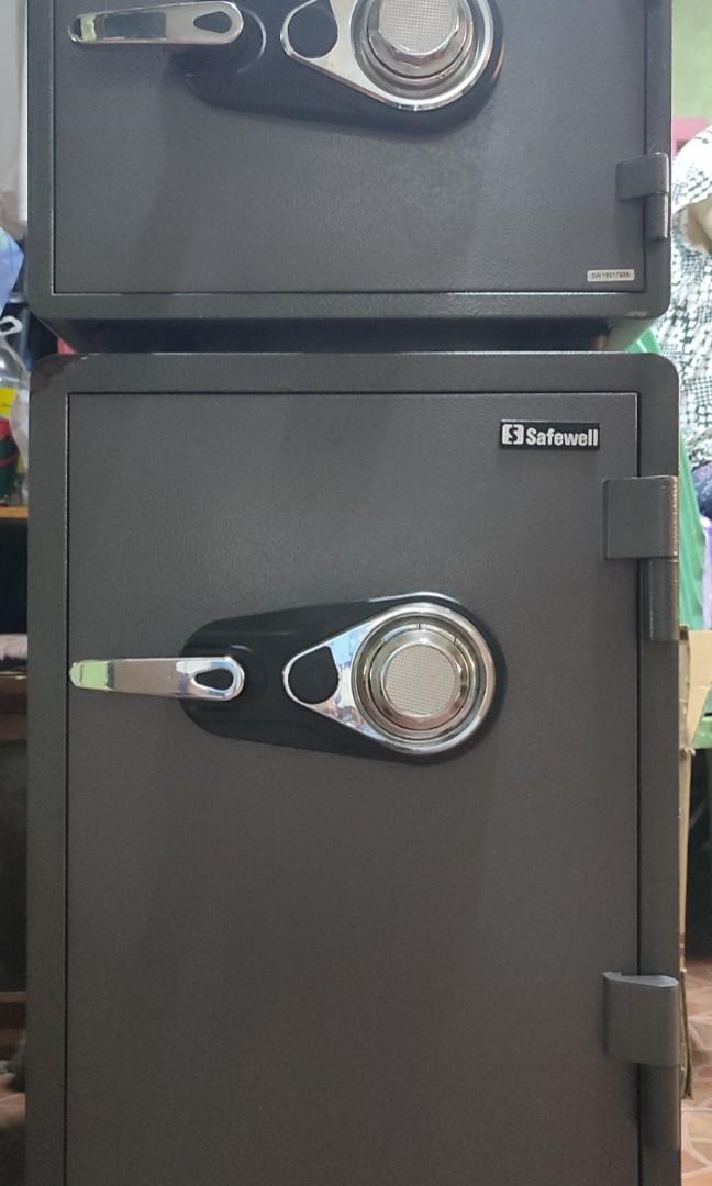 Safety Vault SAFEWELL MALL PULL OUT, Furniture & Home Living, Security ...
