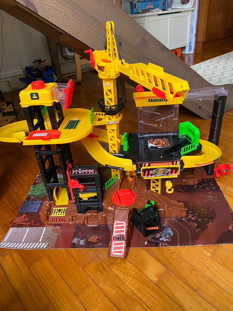 Fastlane Construction play Set, Hobbies & Toys, Toys & Games on Carousell