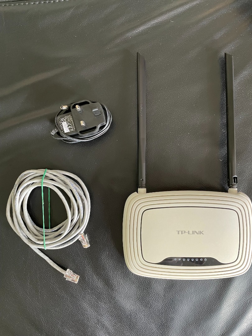 TP-Link Router TL-WR841N, TV & Home Appliances, Electrical, Adaptors ...