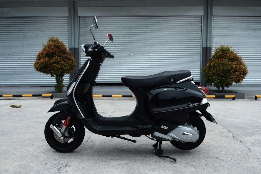 Vespa S125 2019 Carbon Limited Edition (i-get), Motorbikes, Motorbikes ...