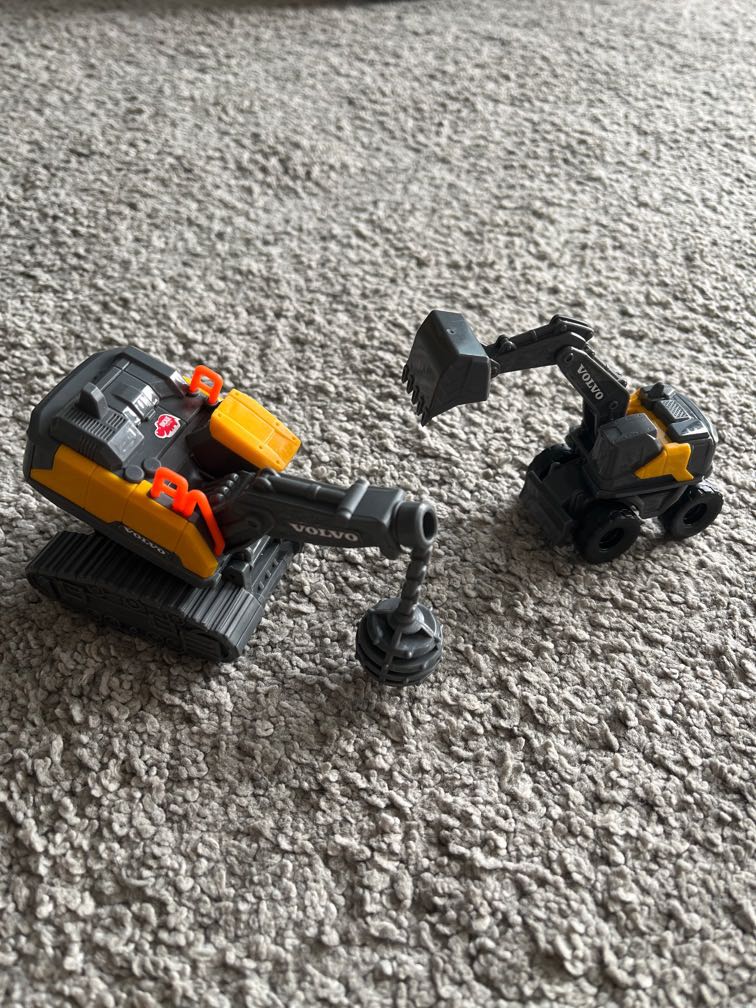 Volvo construction vehicle toy digger wrecking ball excavator, Hobbies ...