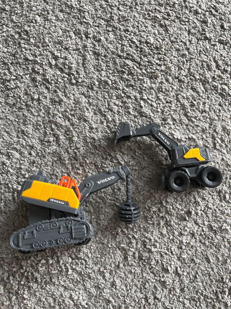 Volvo construction vehicle toy digger wrecking ball excavator, Hobbies ...