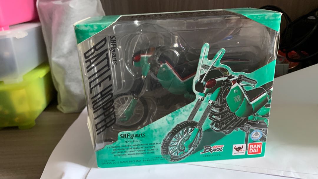 已開 bandai shf rider black rx 幪面超人 電單車 戰蝗號 battle hopper 真骨雕, 興趣及遊戲, 玩具 ...