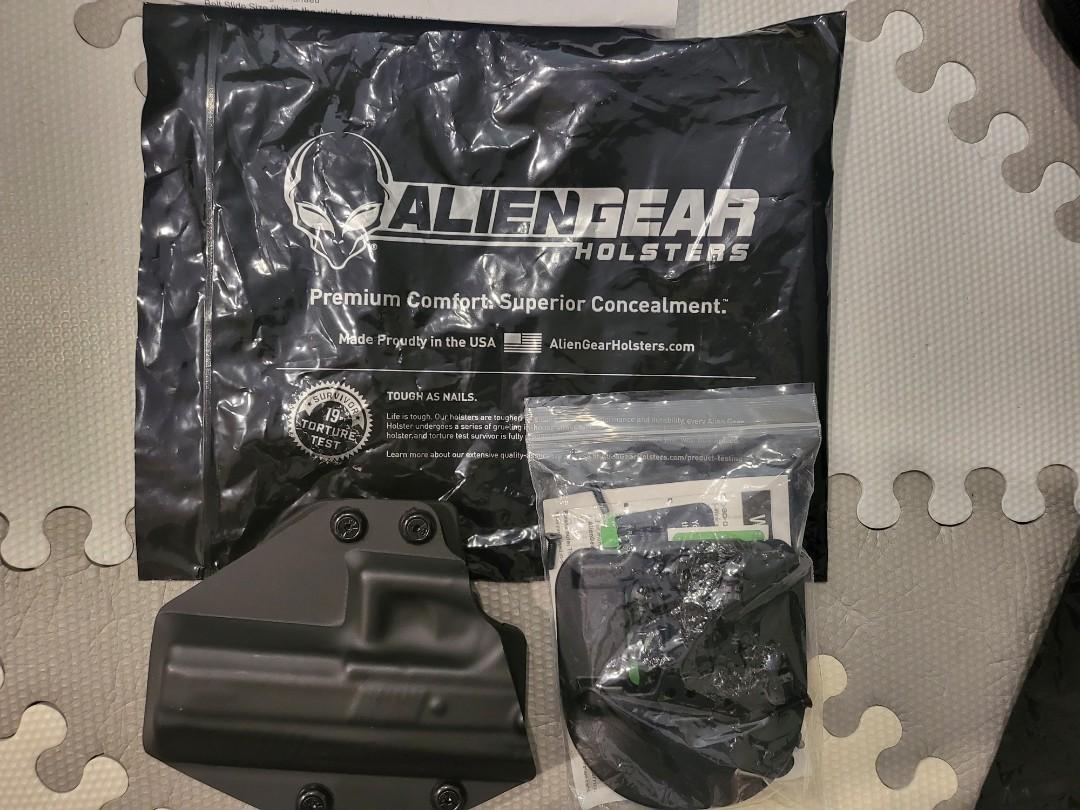 Alien Gear Cloak Mod OWB Holster for CZP09, Hobbies & Toys, Toys ...