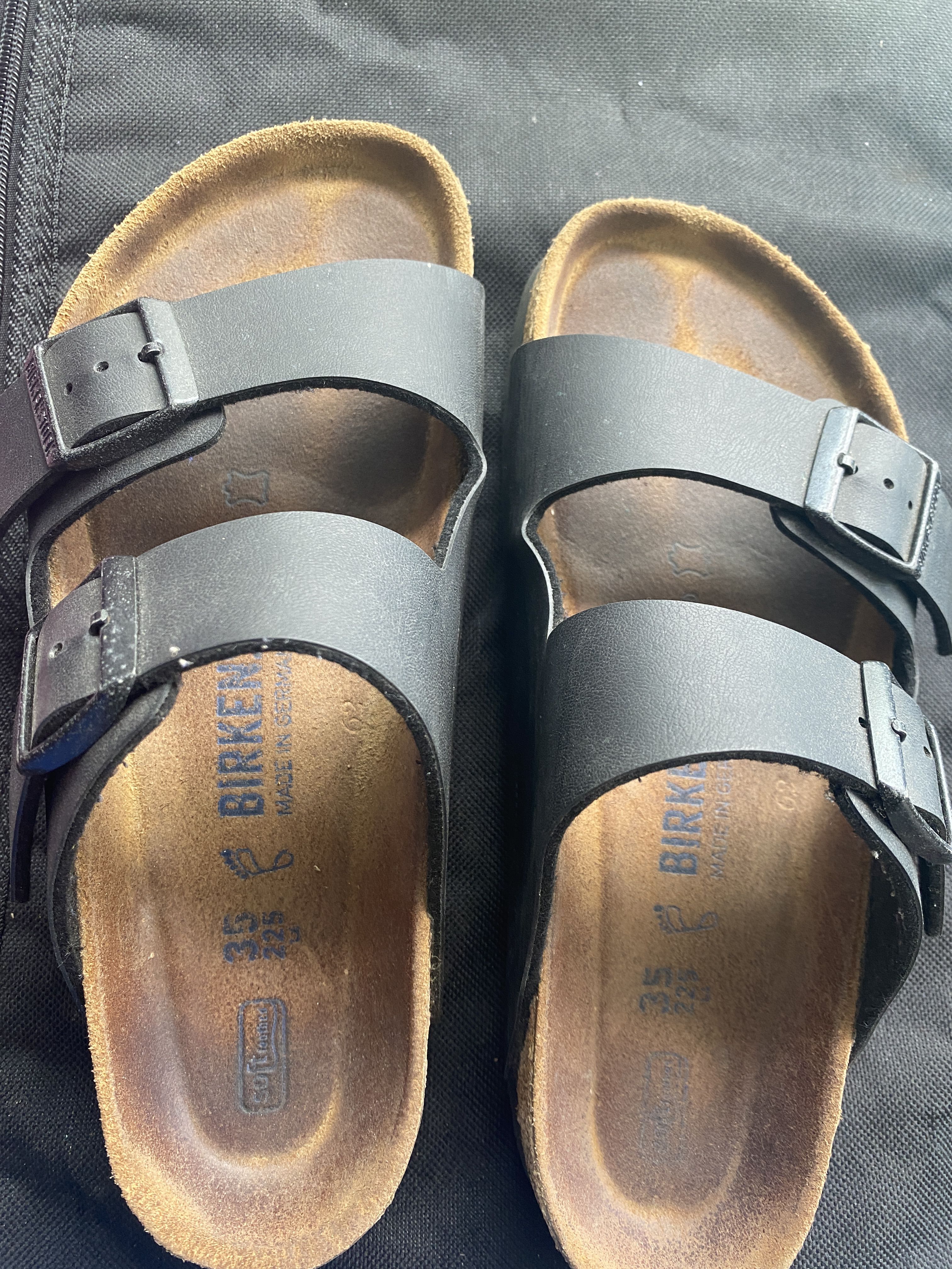 Birkenstock Black Arizona Birko-Flor Sandals, Women's Fashion, Footwear ...