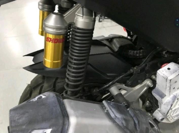 Honda Adv150 mudguard extender, Motorcycles, Motorcycle Accessories on ...