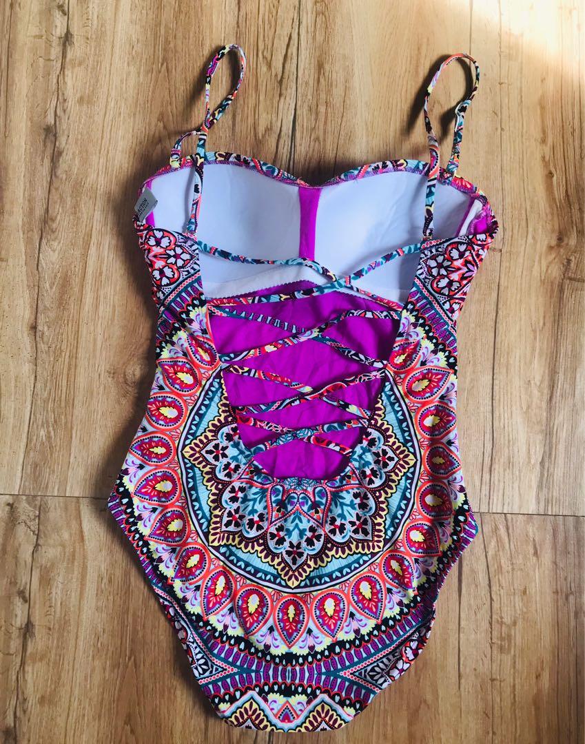 Kenneth Cole Reaction swimsuit, Women's Fashion, Swimwear, Bikinis ... Kenneth Cole Reaction swimsuit, Women's Fashion, Swimwear, Bikinis ...
