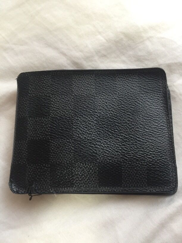 LV men Damier Graphite wallet, Men's Fashion, Watches & Accessories ...