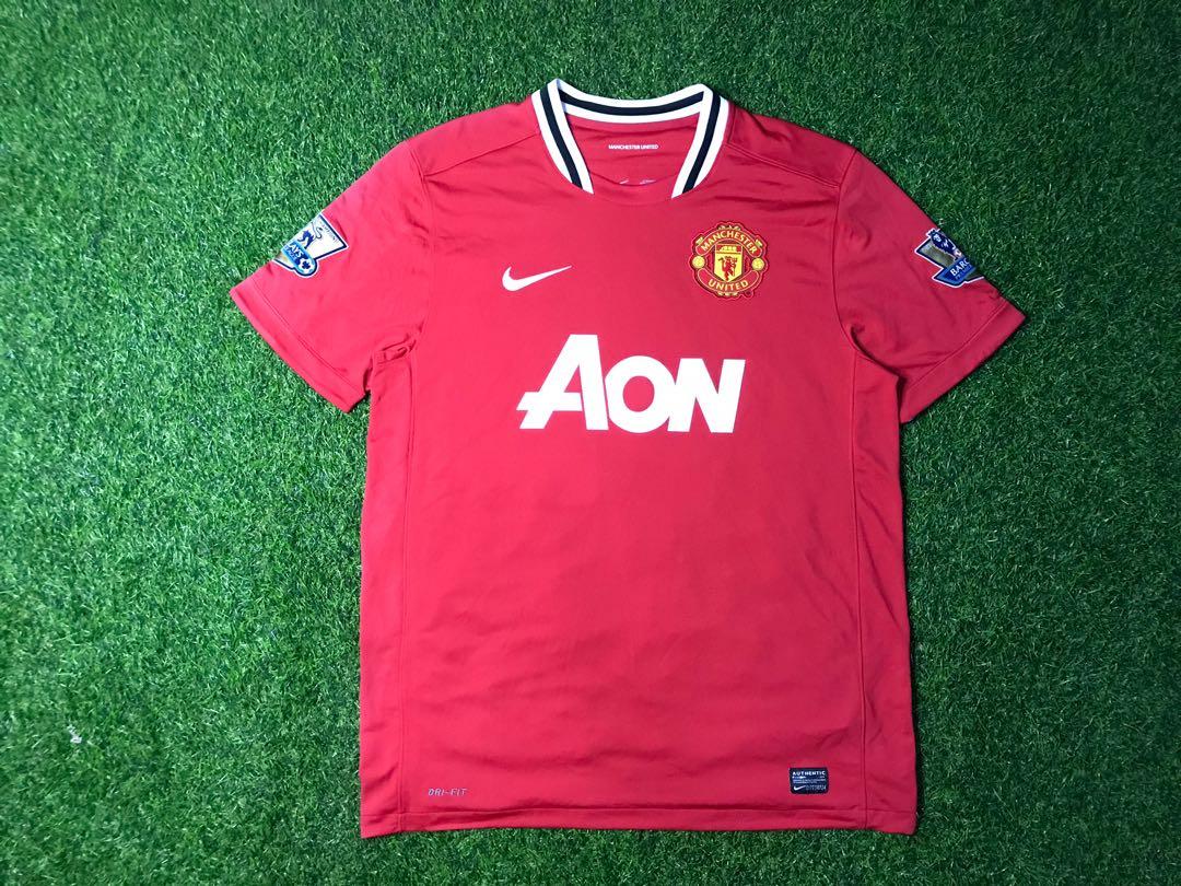 Manchester United AON Football Jersey, Men's Fashion, Activewear on ...
