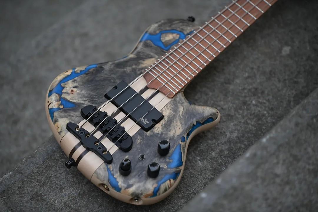 Mayones Cali 4 Custom Bass, Hobbies & Toys, Music & Media, Musical ...