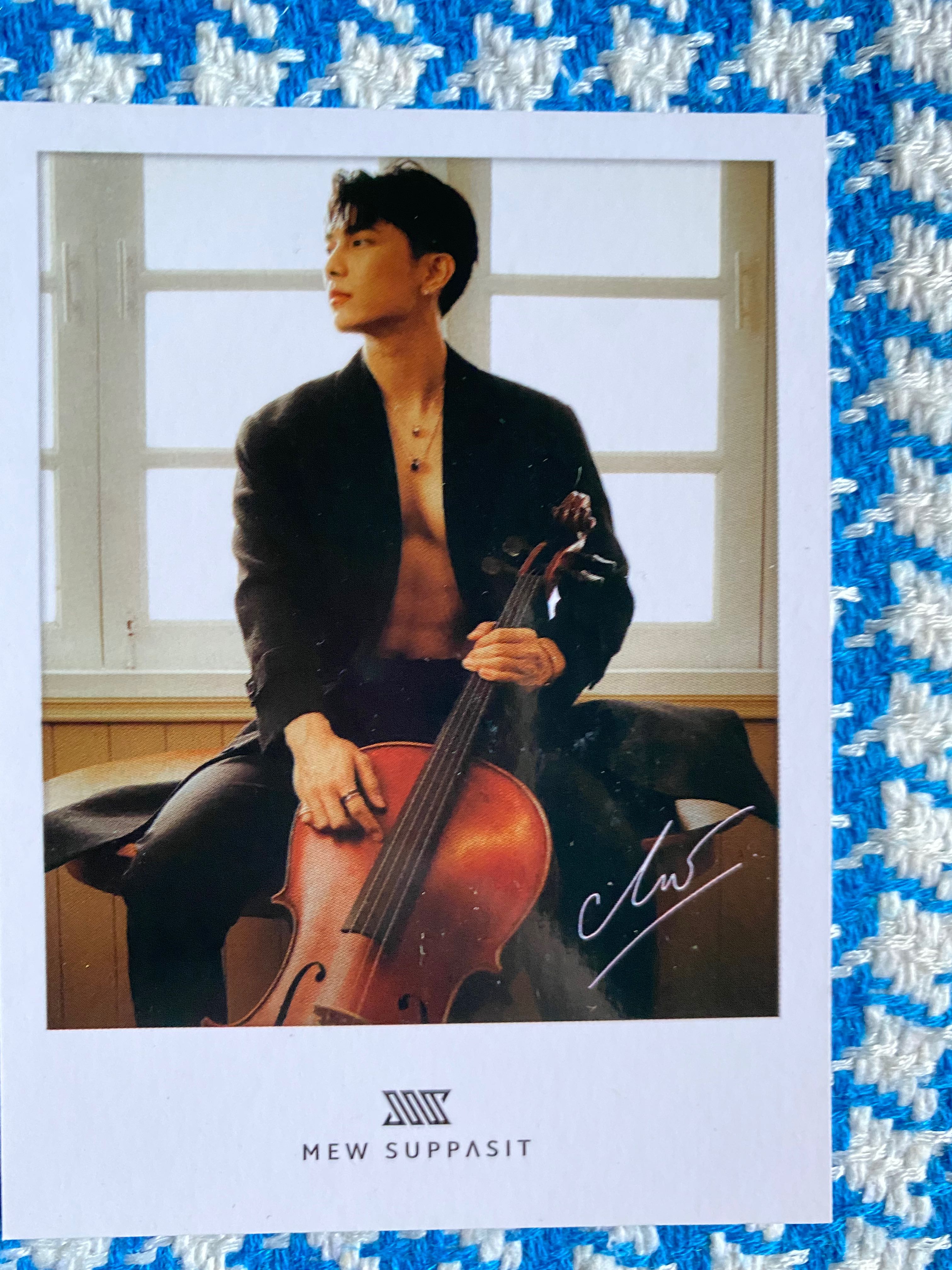 Mew Suppasit 1st Album 365 Official Photocard, Hobbies & Toys ...