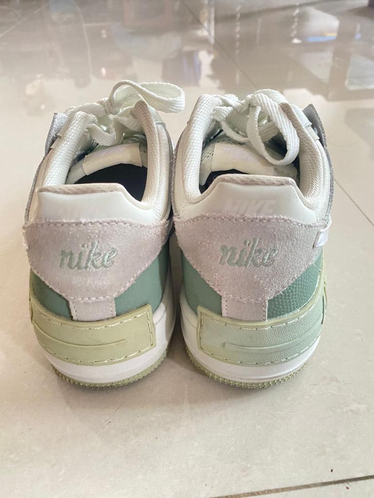Nike Air Force 1 Shadow Spruce Aura, Fesyen Wanita, Sepatu di Carousell