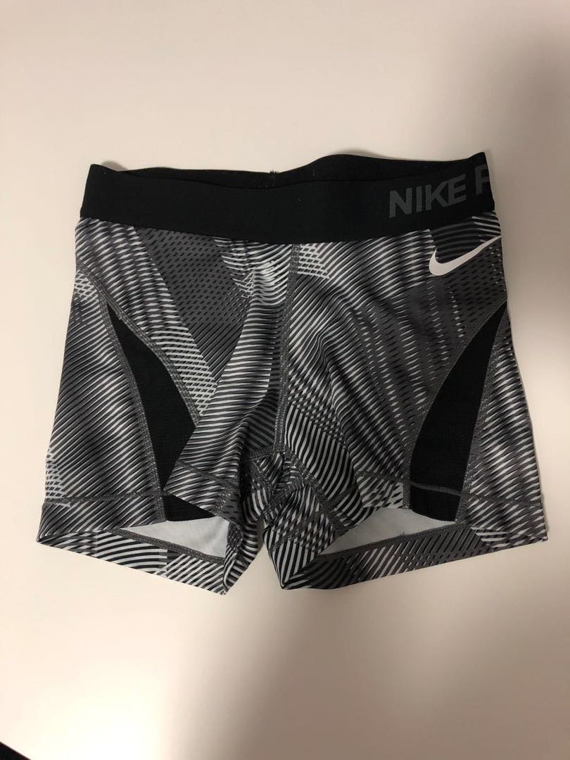 nike pros, Women's Fashion, Activewear on Carousell