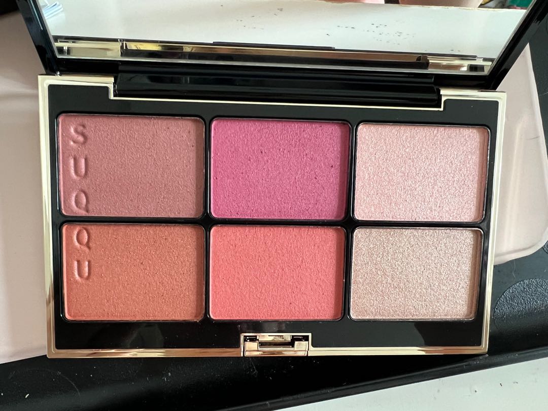 SUQQU powder blush compact 101, Beauty & Personal Care, Face, Makeup on ...