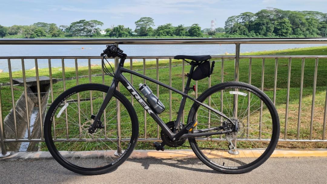 Trek Hybrid Bike FX Disc 2, Sports Equipment, Bicycles & Parts ...