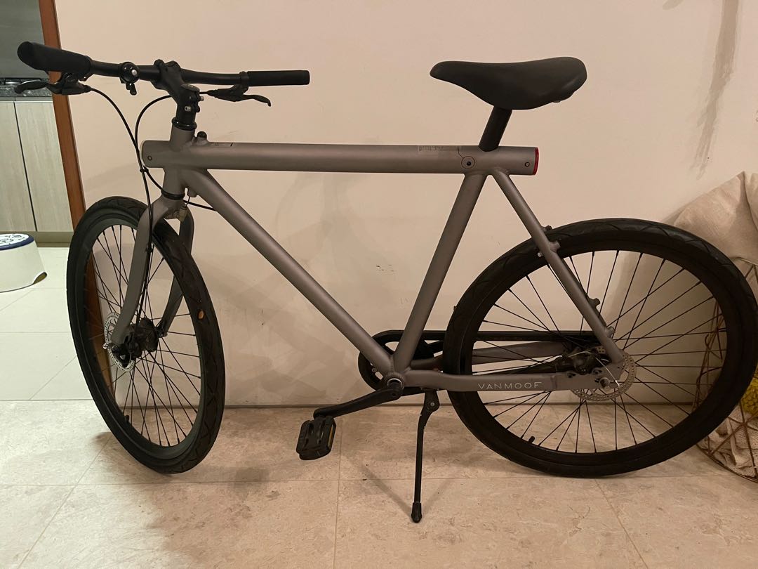 Vanmoof M2 Urban, Sports Equipment, Bicycles & Parts, Bicycles on Carousell