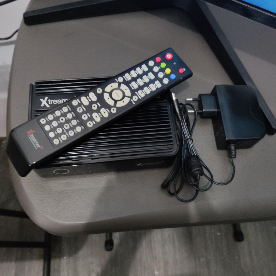 XTREAMER SIDEWINDER 3 Multimedia Player and Streamer - FOR PARTS ONLY, TV & Home Appliances, TV ...