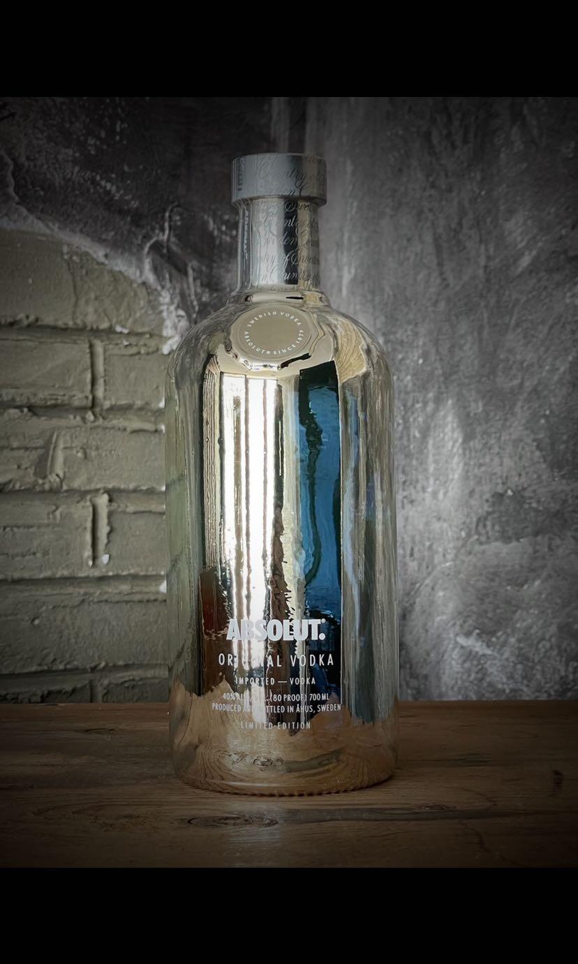 Absolute Original Vodka (Absolut Electrik Silver) 限量版, 嘢食 & 嘢飲, 酒精飲料 ...