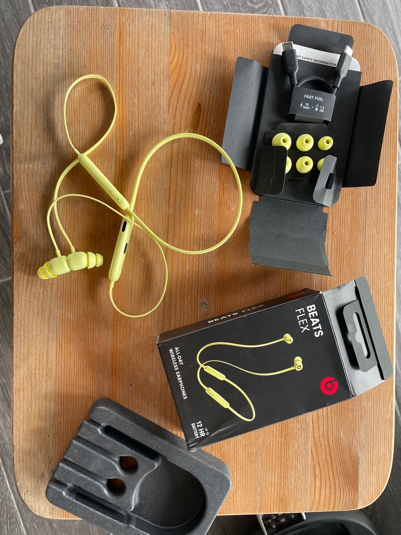 Beats Flex, Audio, Earphones on Carousell