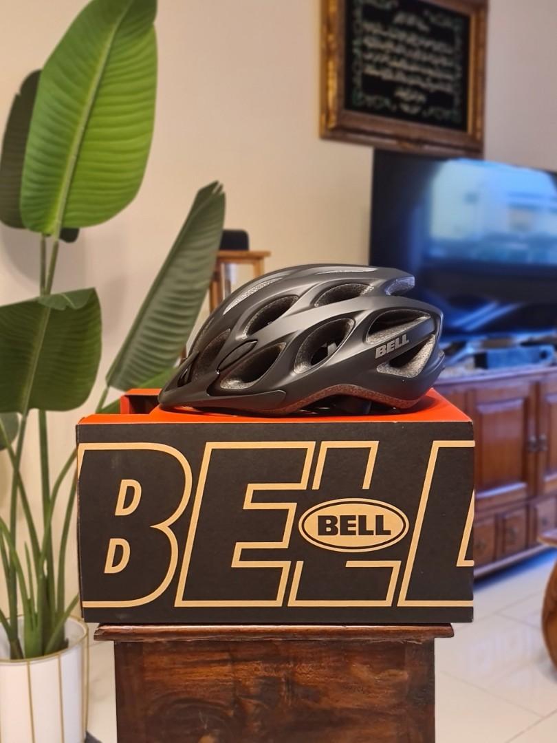 Bell Tracker Helmet, Sports Equipment, Bicycles & Parts, Parts & Accessories on Carousell