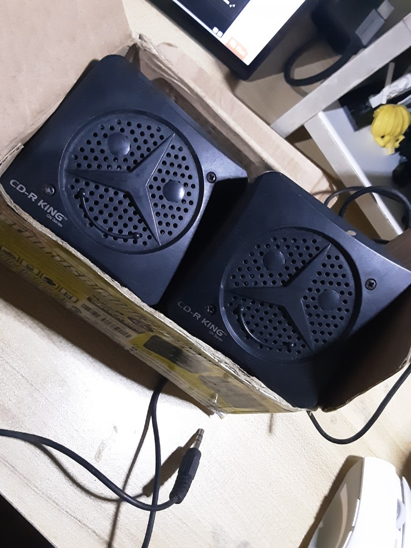 cd-r king Berlin USB Mini Speaker, Audio, Soundbars, Speakers ...