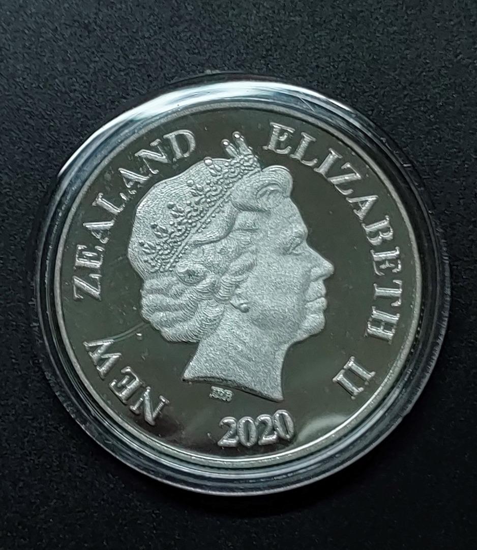 Commemorative New Zealand Mickey & Minnie Mouse Souvenir Silver Coin ...