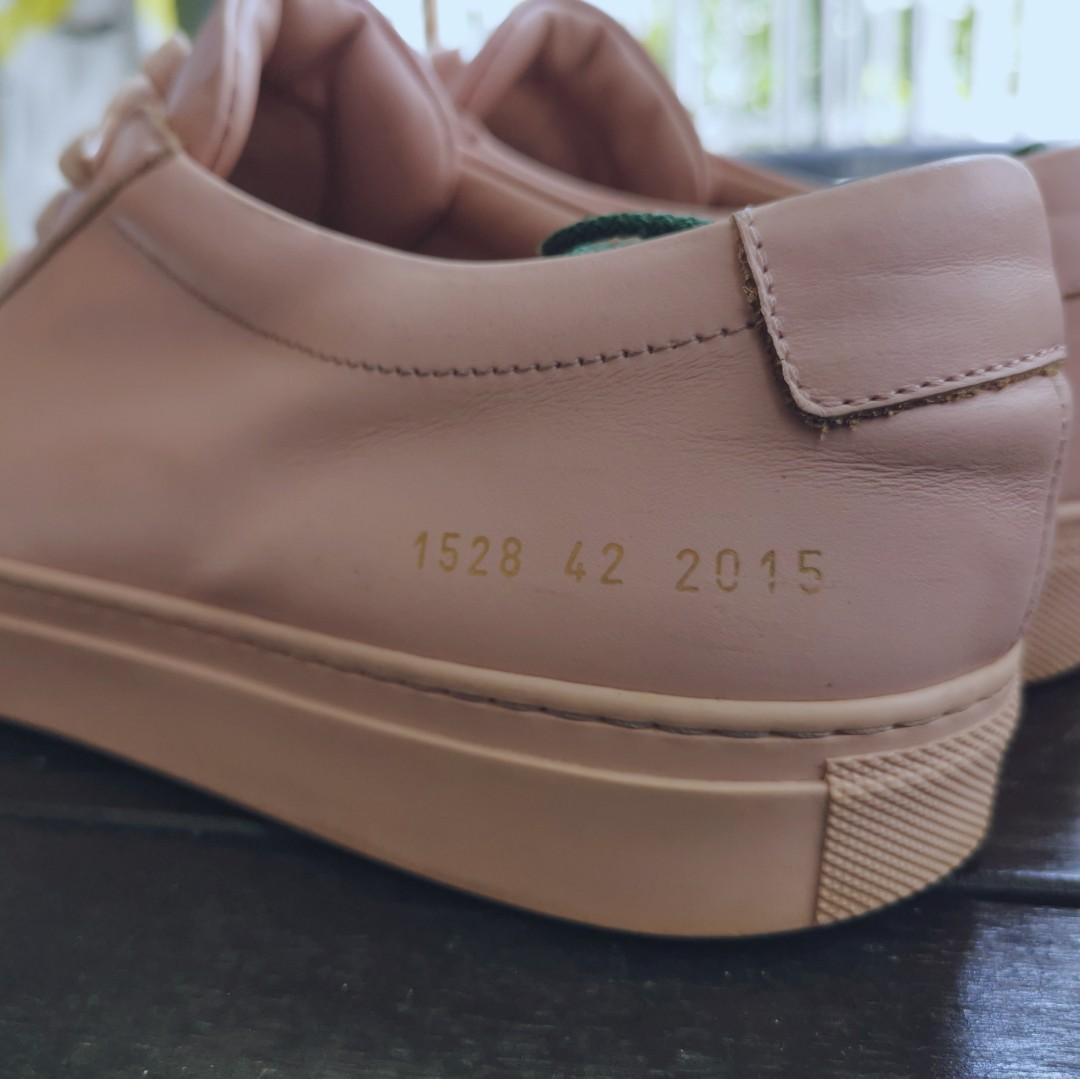 Common Projects 42 Blush, Men's Fashion, Footwear, Sneakers on Carousell