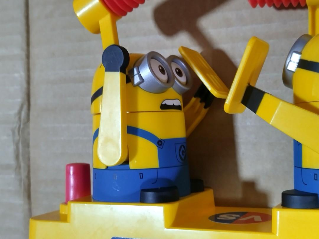 Epoch - Despicable Me - Poka Pon - Action Toy Hammer Game - Minions - Pokapon - Minion, Hobbies ...