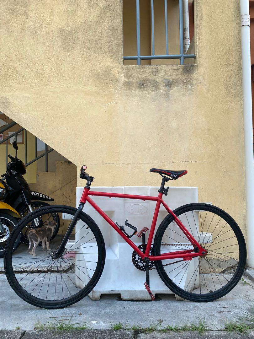 Fixie 700c, Motorbikes on Carousell