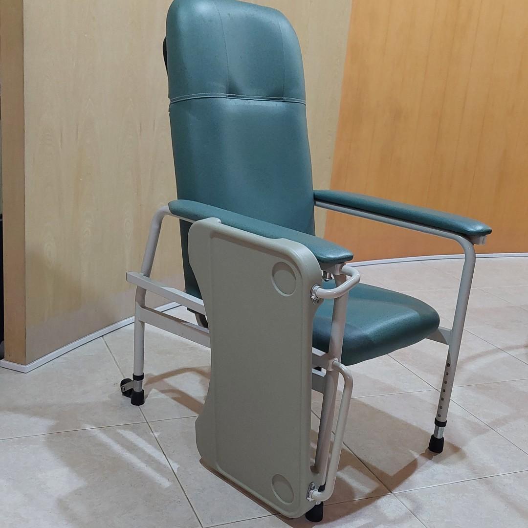 Geriatric chair with table tray. Price negotiable., Health & Nutrition ...
