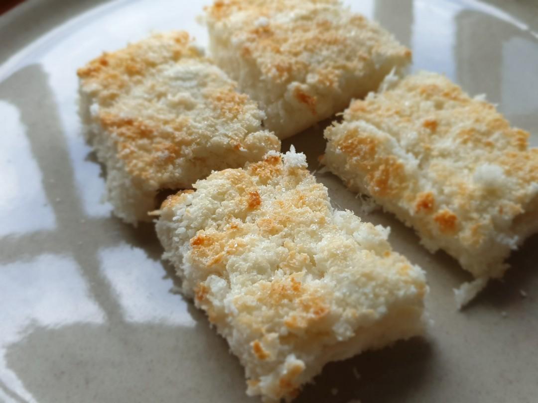 Kueh Dangai / Kuih Rangin / Malay kuih, Food & Drinks, Local Eats on ...