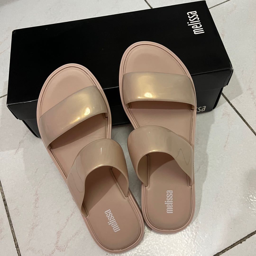 Melissa Bubble AD Pink Pearly Slides/Sandals US 8, Women's Fashion, Footwear, Slippers and ...