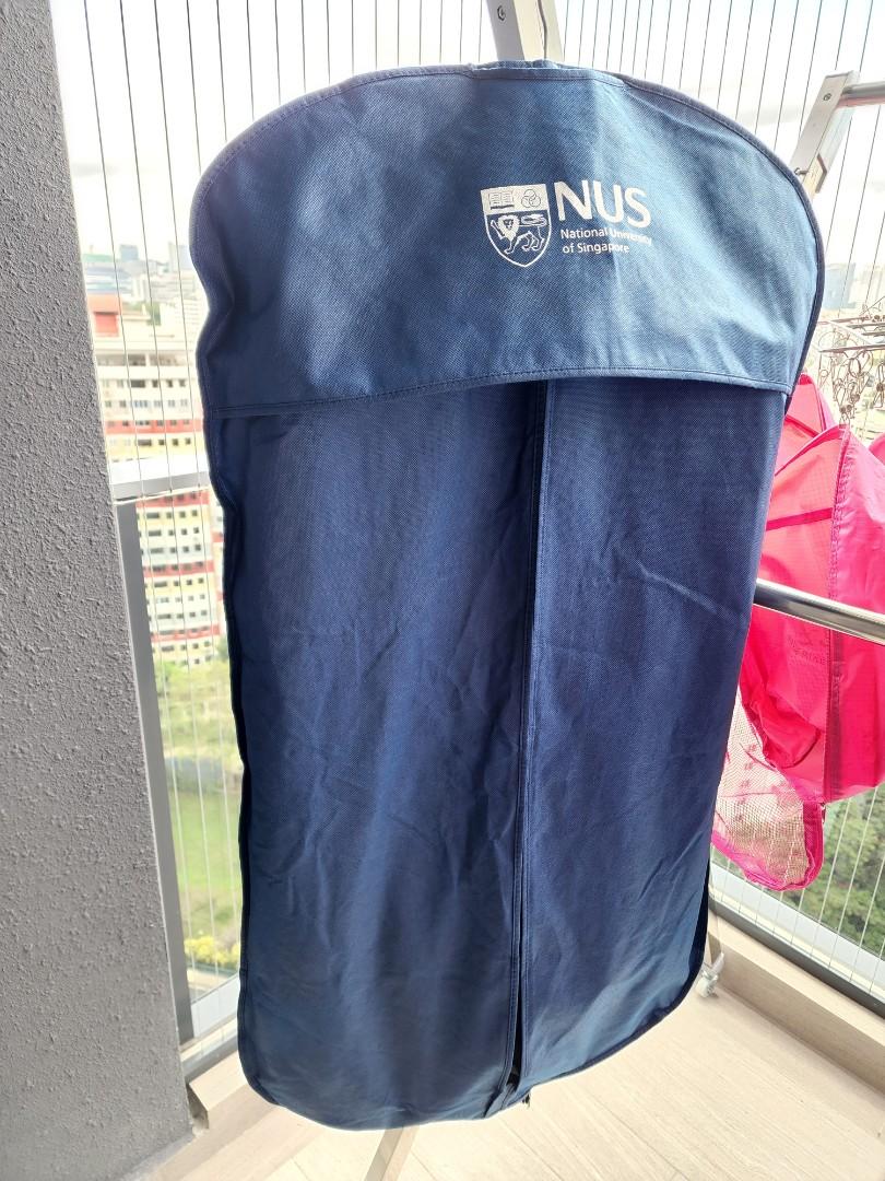 NUS graduation gown + cap bachelor of engineering, Men's Fashion, Tops ...