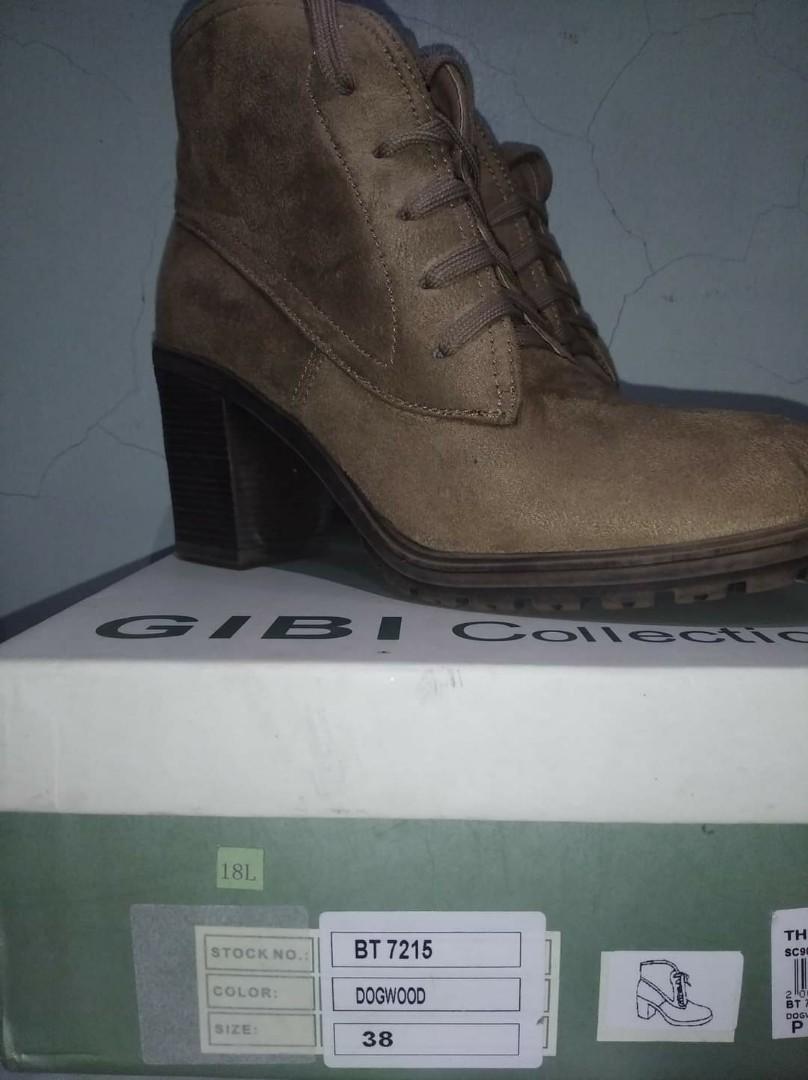 Original Gibi Dogwood Boots, Women's Fashion, Footwear, Boots on Carousell