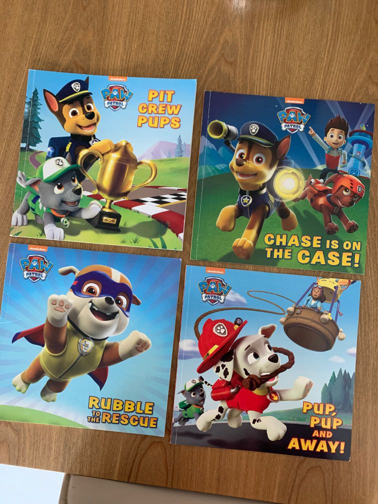 Paw Patrol story books 英文故事書, 興趣及遊戲, 書本 & 文具, 小朋友書 - Carousell