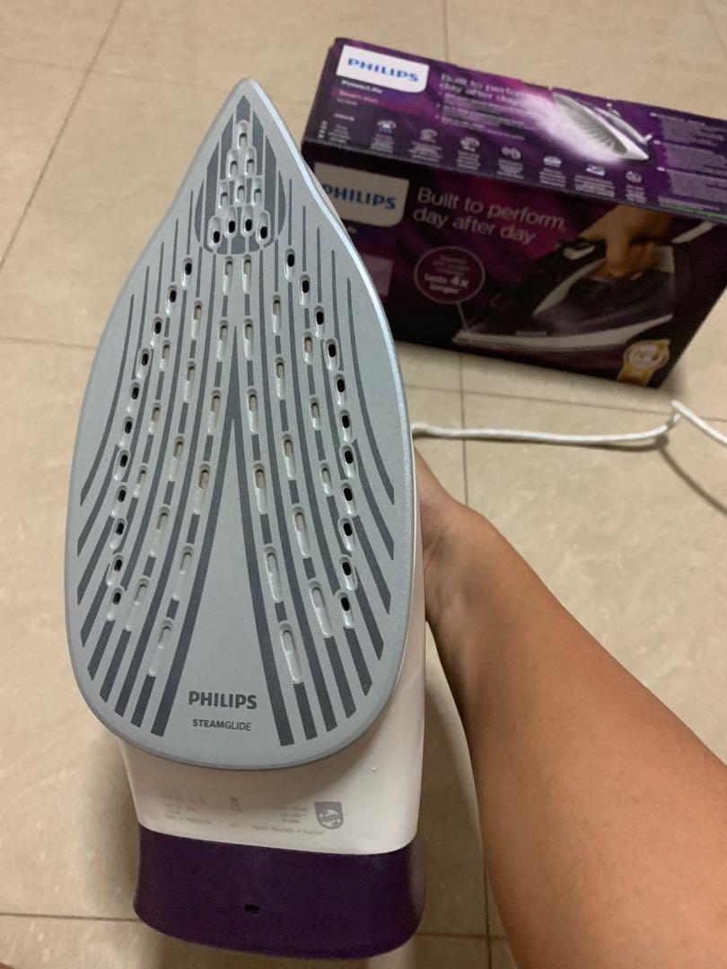 Phillips Steam Iron, TV & Home Appliances, Other Home Appliances on ...