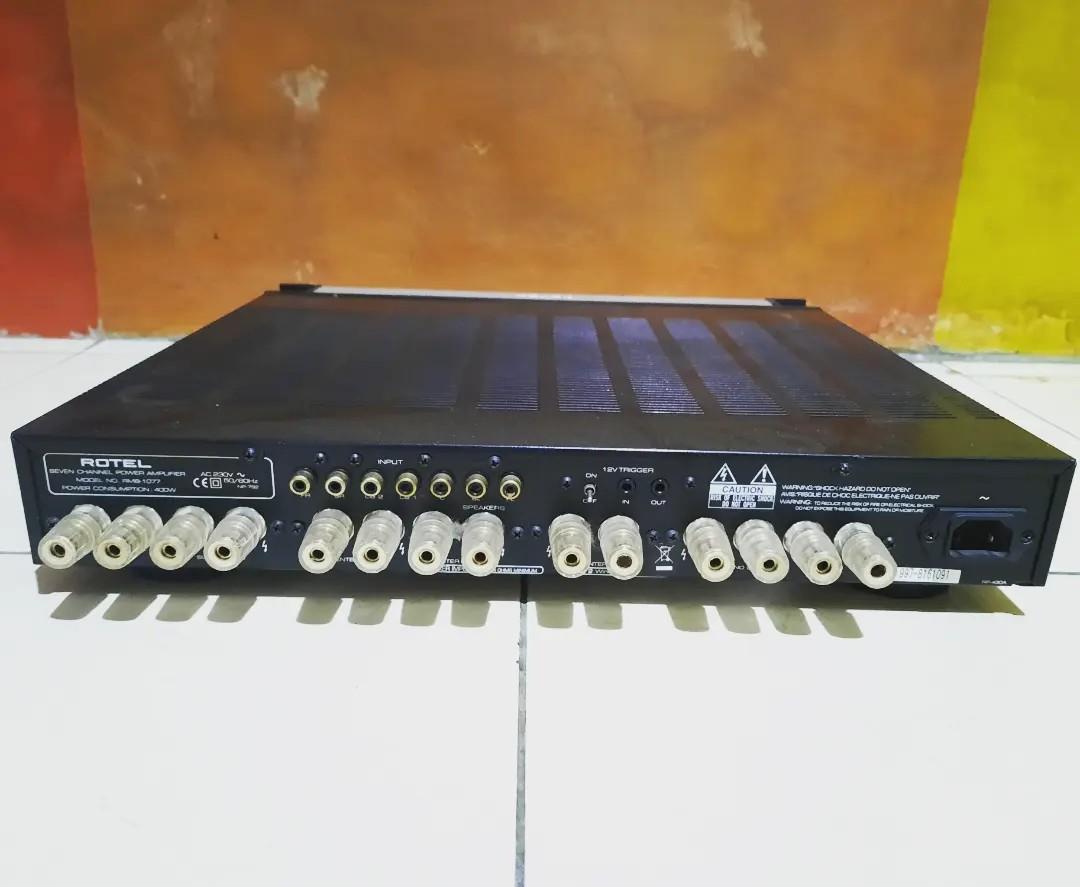 Power amplifier rotel rmb 1077 7 chanel, Elektronik, Audio di Carousell