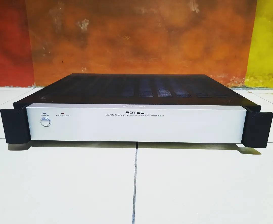 Power amplifier rotel rmb 1077 7 chanel, Elektronik, Audio di Carousell