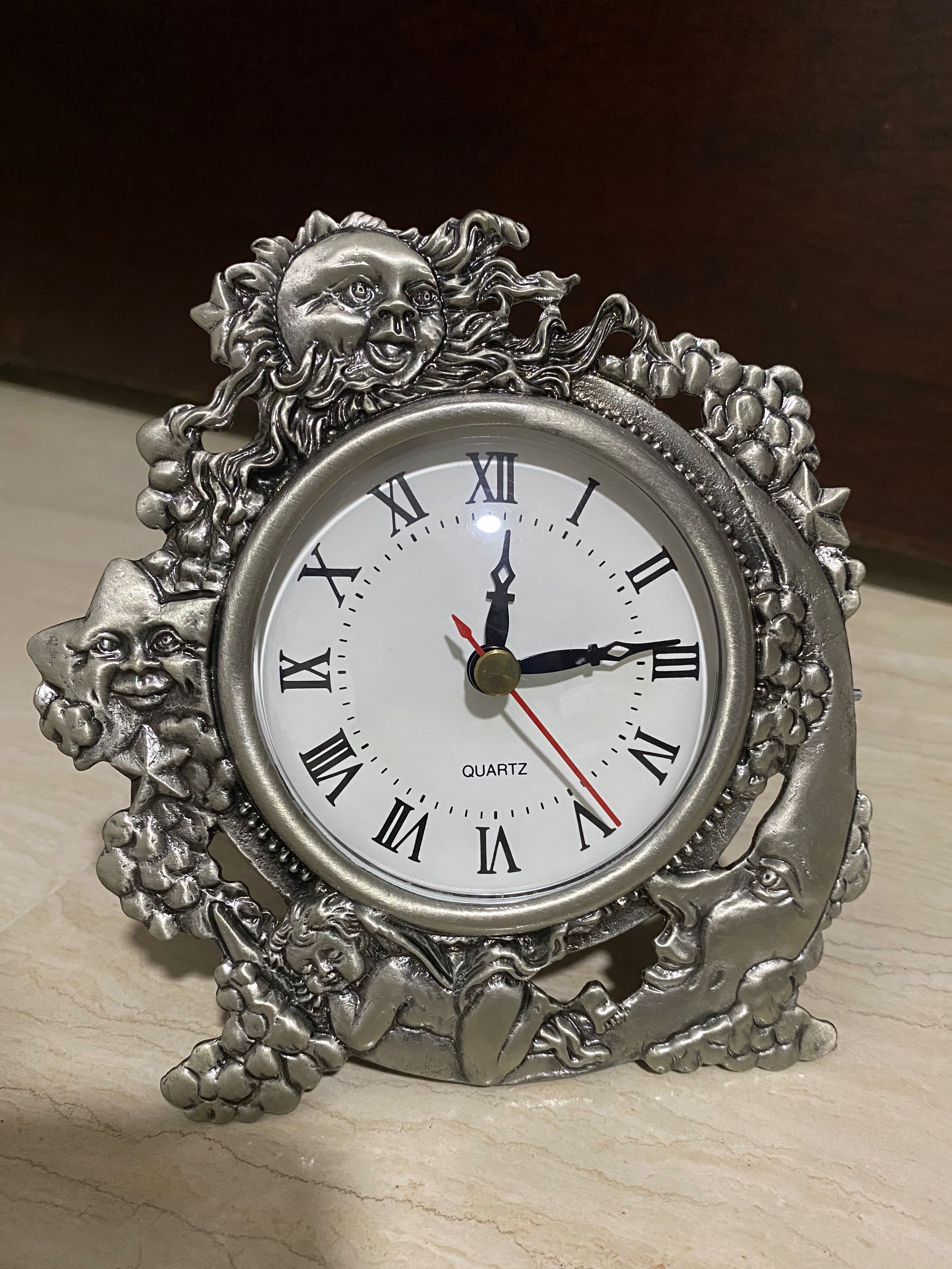 Quartz Clock in Pewter Frame, Furniture & Home Living, Home Decor ...