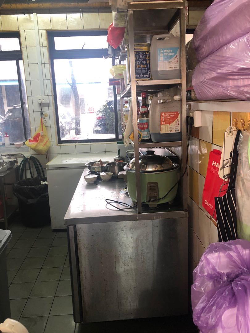 Selling out second hand kitchenware for chicken rice stall, Furniture ...