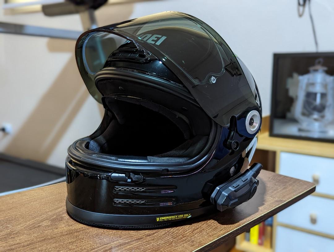 Shoei Glamster Gloss Black, Motorbikes, Motorbike Parts & Accessories ...