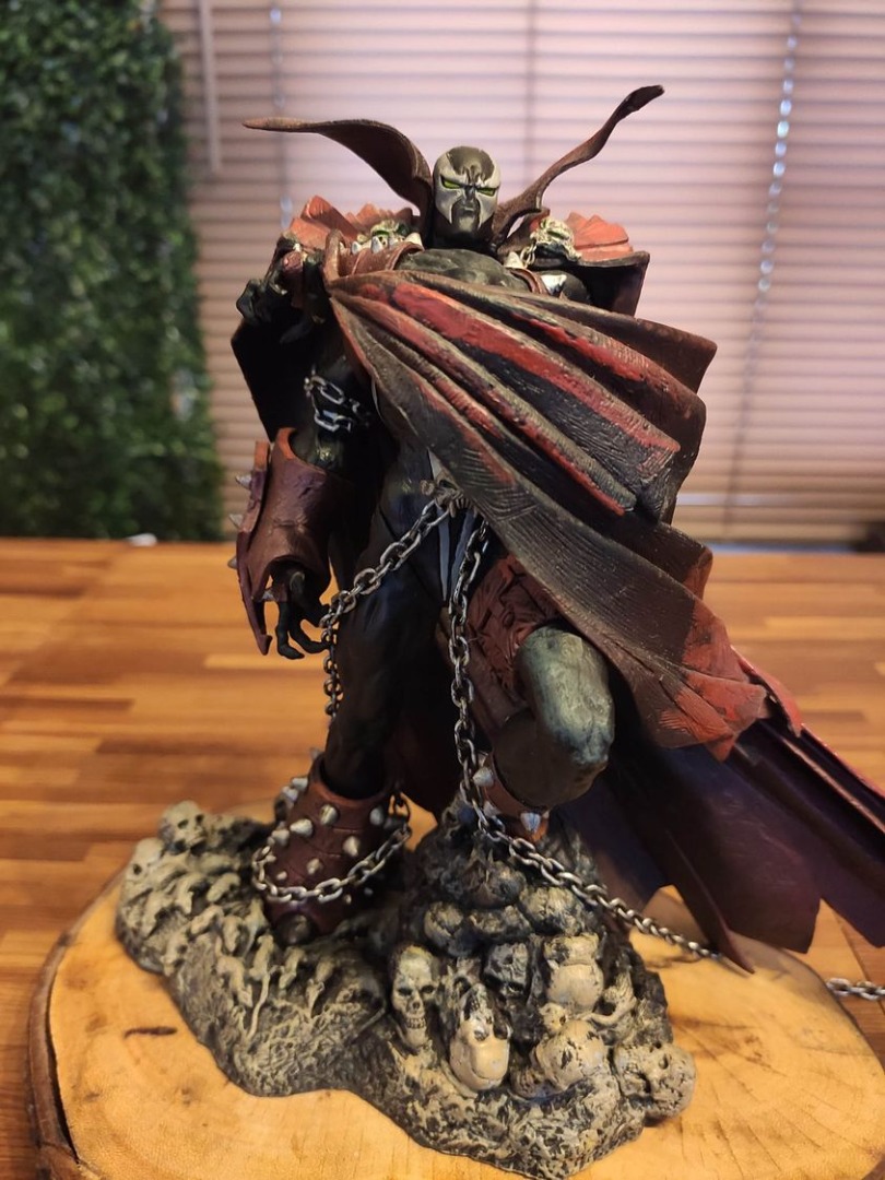 Spawn V by Mcfarlane!, Hobbies & Toys, Toys & Games on Carousell