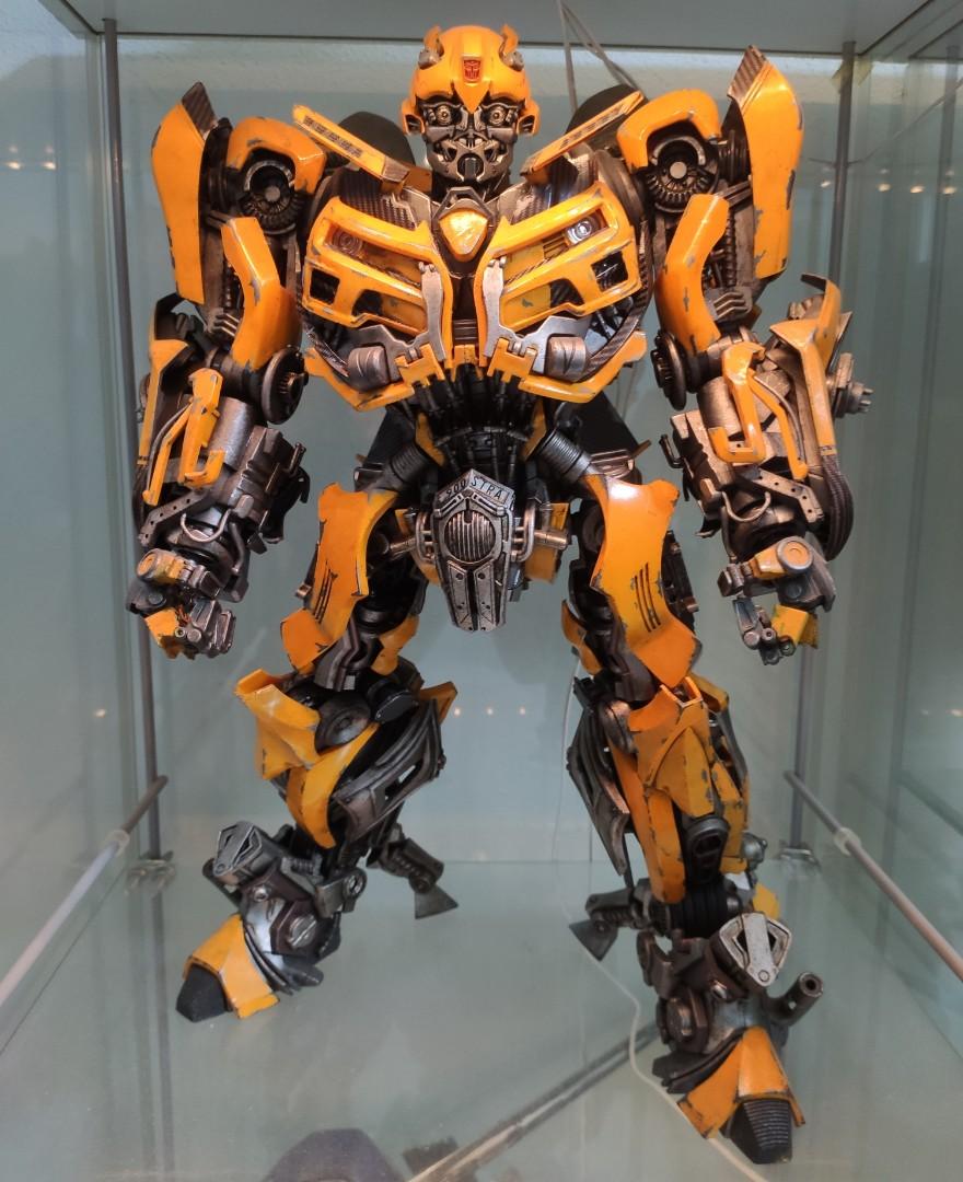 ThreeA Bumblebee (Transformers: Dark of The Moon), Hobbies & Toys, Toys ...