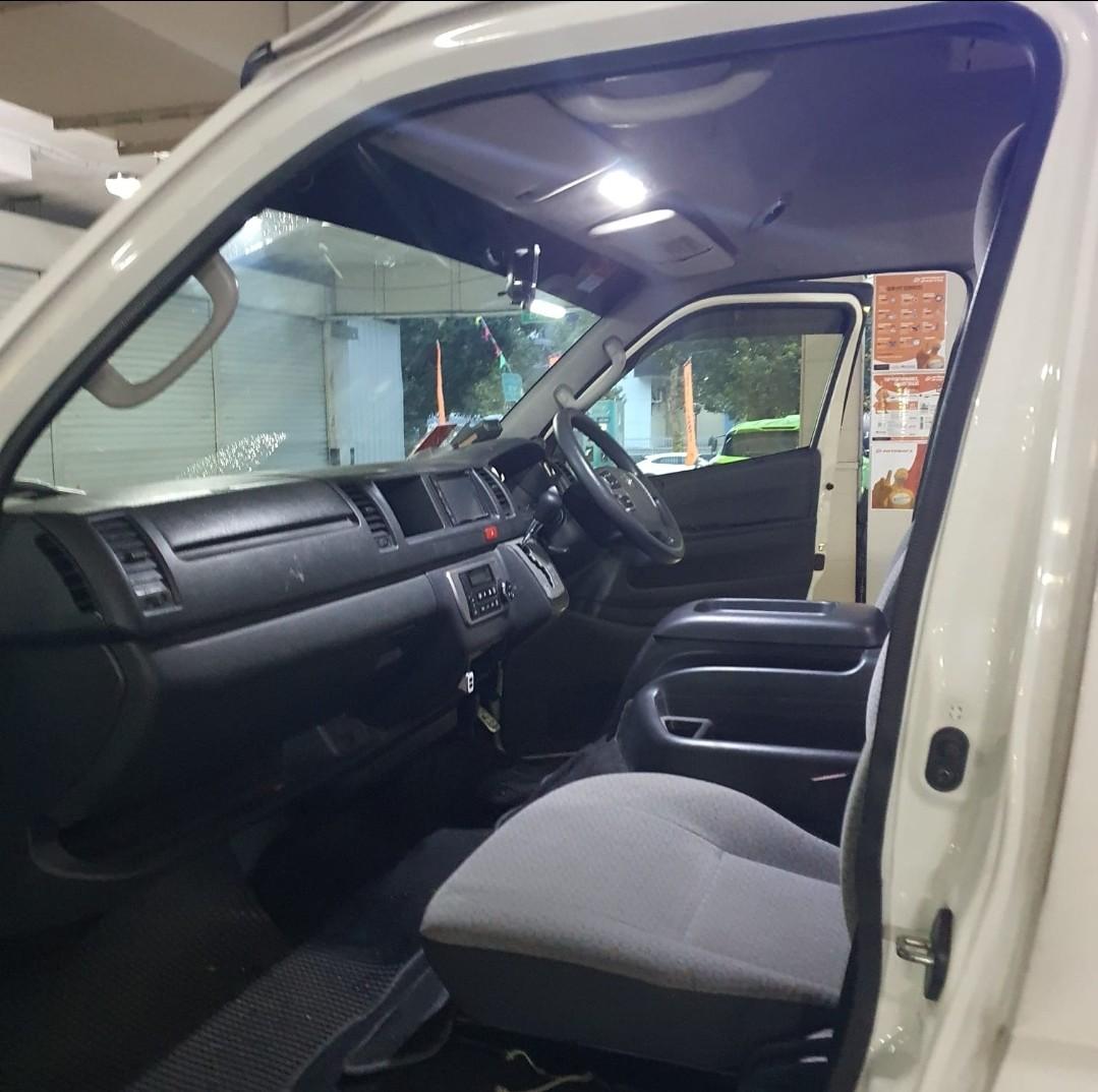 Toyota Hiace Commuter, Cars, Commercial Vehicles, Used on Carousell