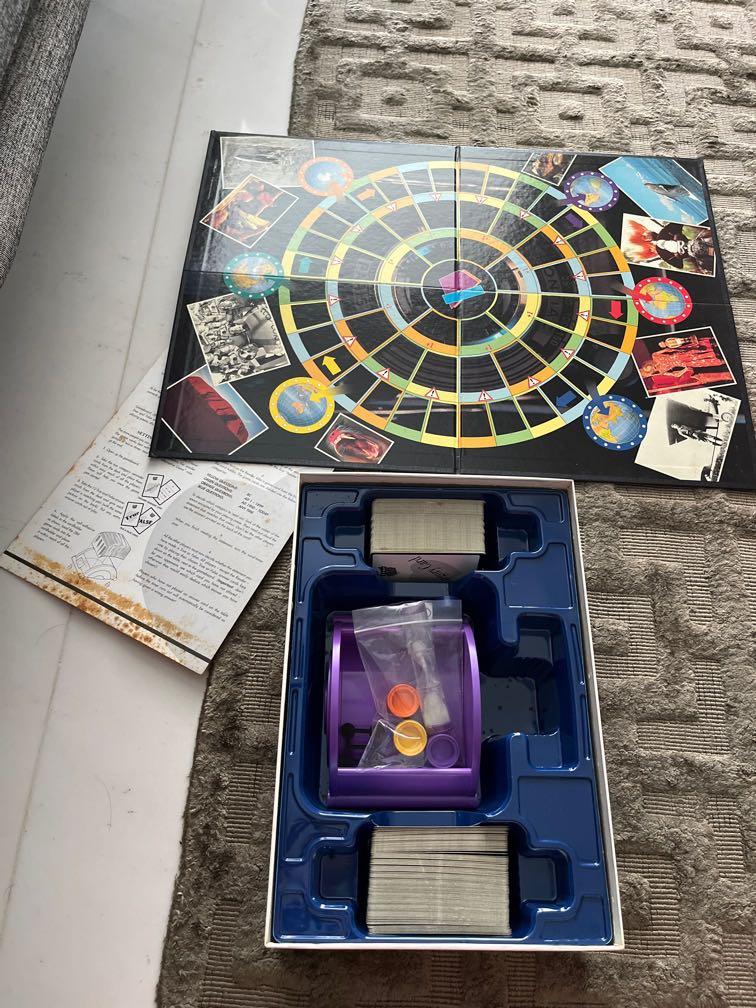 True or false board game, Hobbies & Toys, Toys & Games on Carousell
